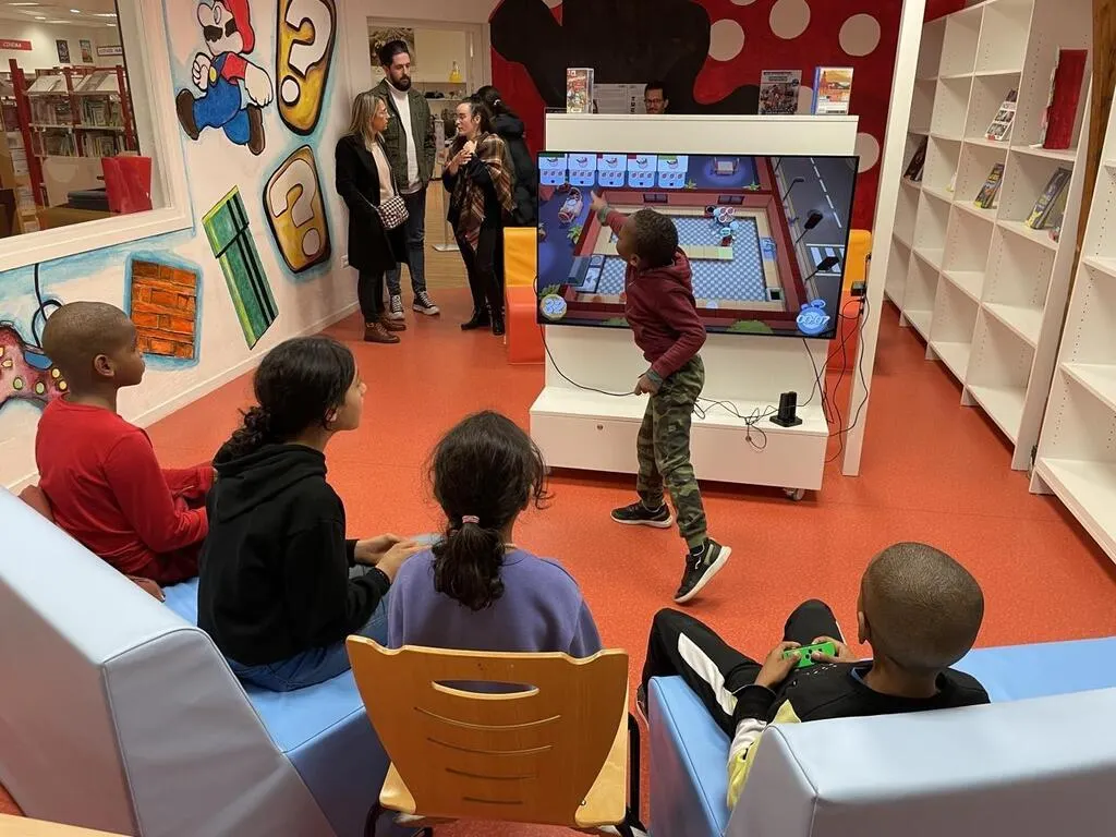 Consoles, réalité virtuelle, borne d’arcade : à Laval, on peut jouer ...