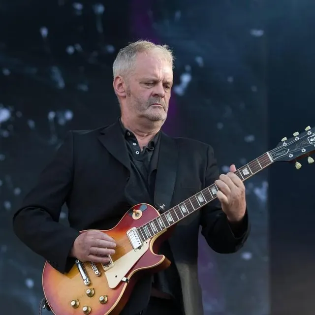 Frank Darcel, guitariste de Marquis de Sade, écrivain et homme ...