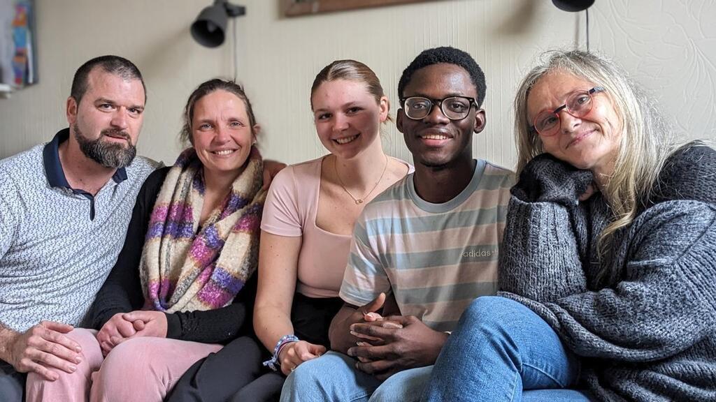 Malgré son parcours «exemplaire» depuis cinq ans en Bretagne, Alhassane ... Malgré son parcours «exemplaire» depuis cinq ans en Bretagne, Alhassane ...