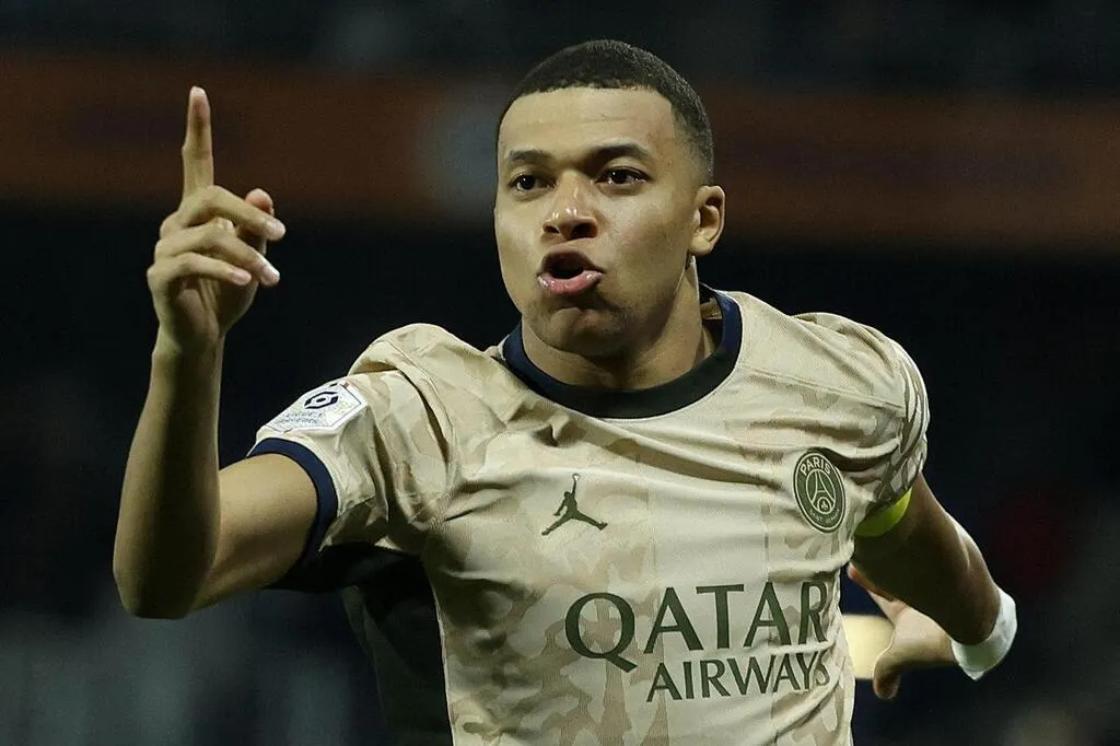 PSG. Avec son triplé, Kylian Mbappé compte 188 buts en Ligue 1 et ...