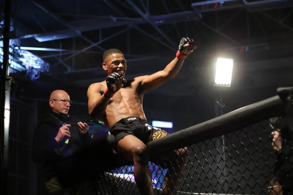 MMA. Inédit, l’AEF 6 aura lieu au Roazhon Park le 17 mai . Sport ...