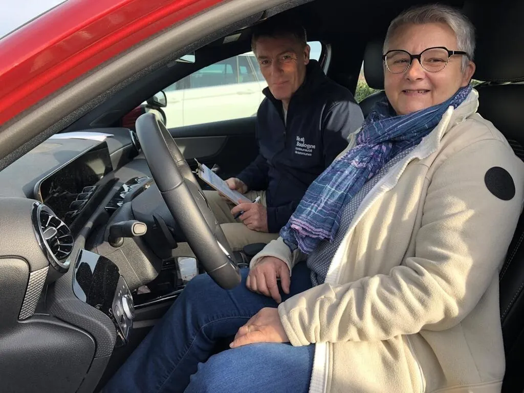 Une « piqûre de rappel » pour les conducteurs seniors en Vendée - Les ...