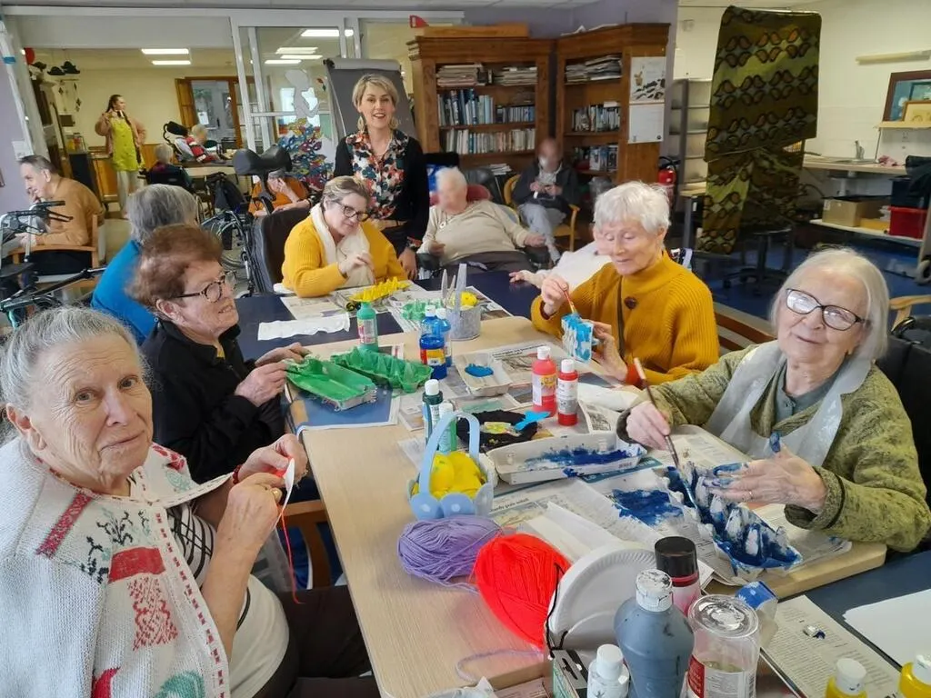 À Lézardrieux, un service d’animation permanent a été créé à l’Ehpad ...