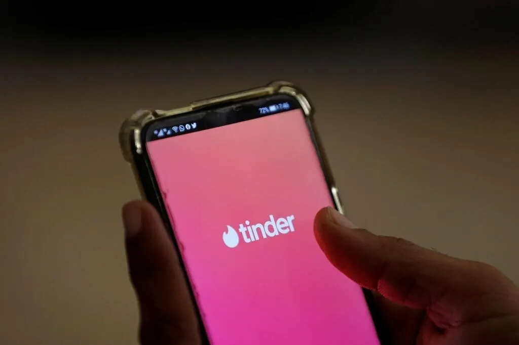 Procès du « violeur de Tinder » : Salim Berrada condamné à 18 ans de ...