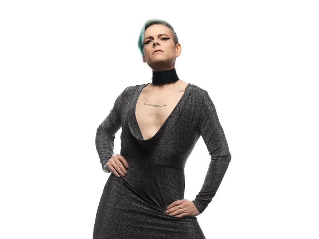 TÉMOIGNAGE. Comment Jean-Simon, photographe, est devenu Jena ? - Le ...