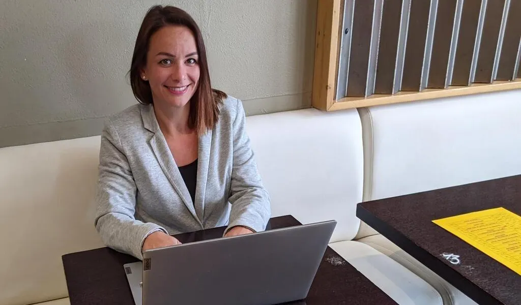 La prof d’anglais quitte l’Éducation nationale puis crée des cours ...