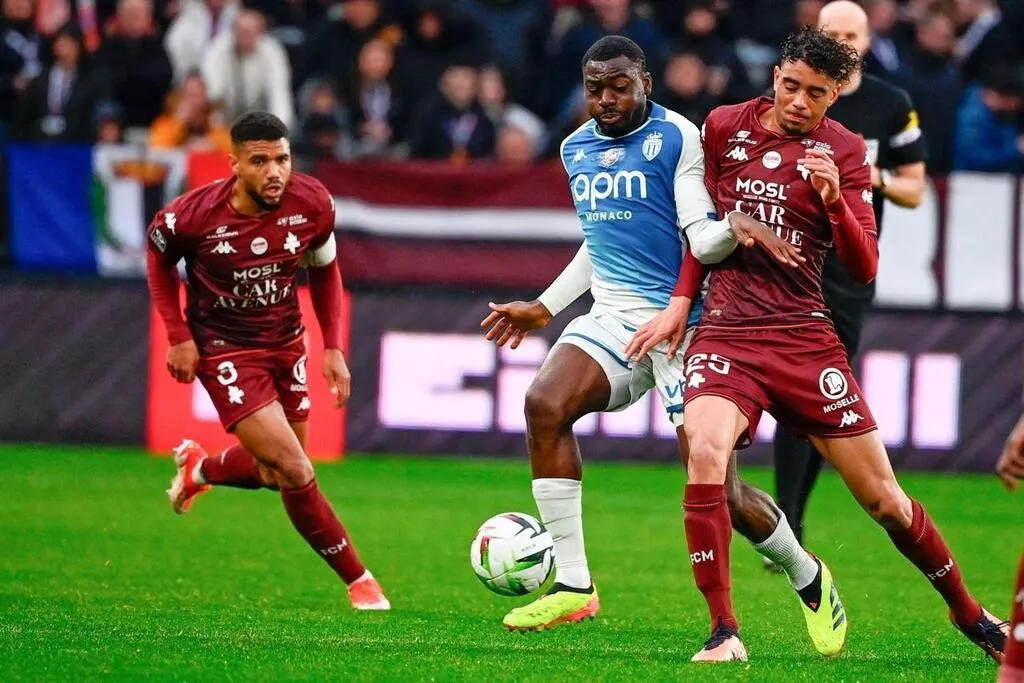 Mercato. Youssouf Fofana, courtisé par l’AC Milan, pourrait quitter l ...