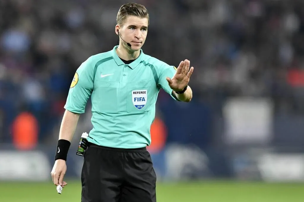 JO 2024. François Letexier retenu comme arbitre des tournois de foot ...