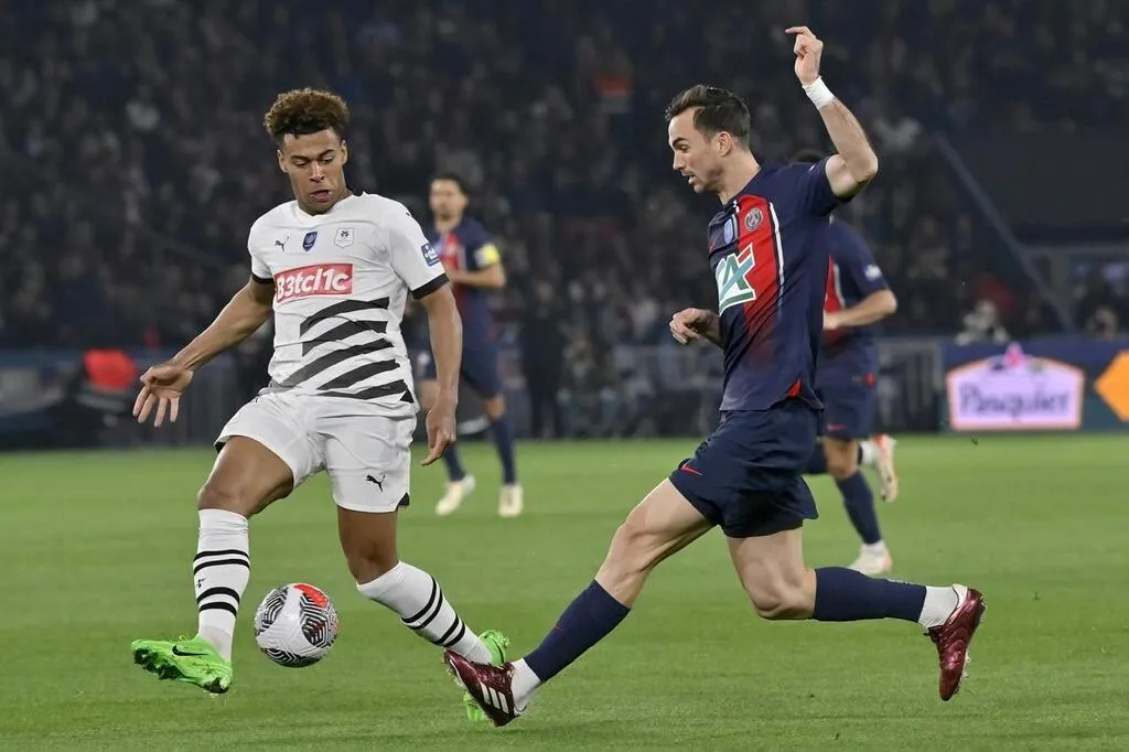 Monaco - Stade Rennais. Désiré Doué, mais au fait quel est son poste ...