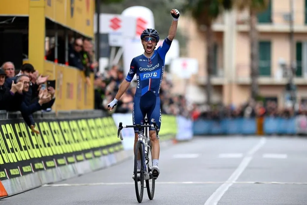 Cyclisme. L’espoir français Lenny Martinez se dirige vers Barhain ...