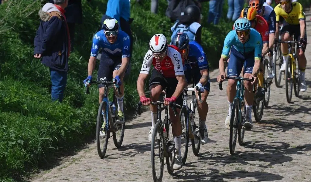 Paris-Roubaix. Pour le seul Breton engagé, Alexis Renard, une édition ...