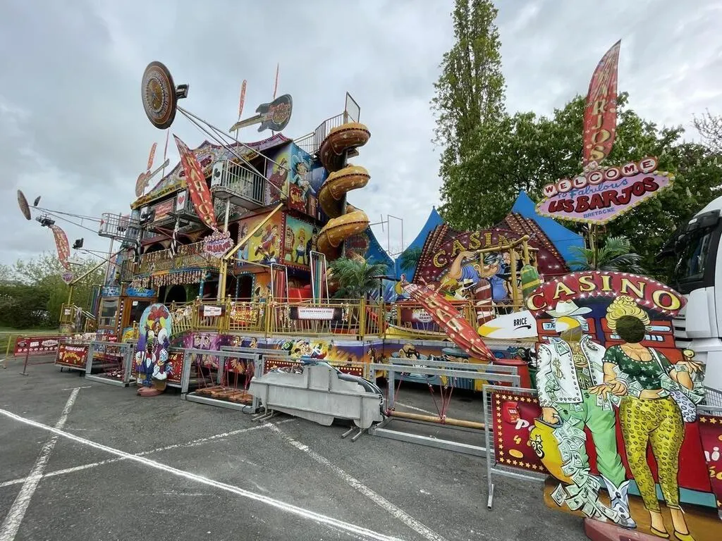 À Cholet, la fête foraine prend ses quartiers pour accompagner le ...