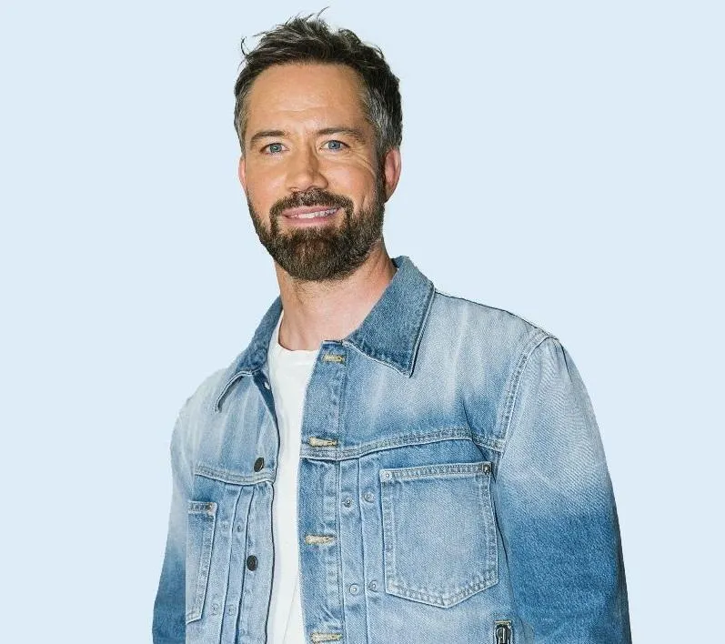 Le chanteur manceau Emmanuel Moire revient à la chanson avec un premier ...