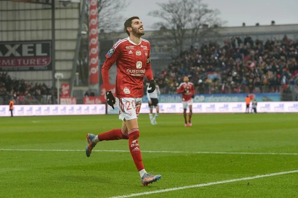 OL - Stade Brestois. Pierre Lees-Melou : « Mon carton rouge est dur ...
