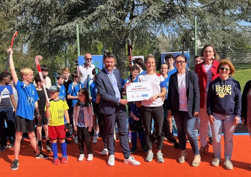 La capitaine de l’équipe de France de hockey à Châteaubourg - Redon ...