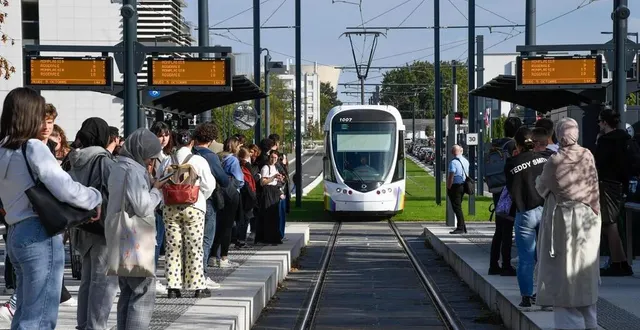 Angers. Des usagers jugent l’augmentation des tarifs des bus et du ...