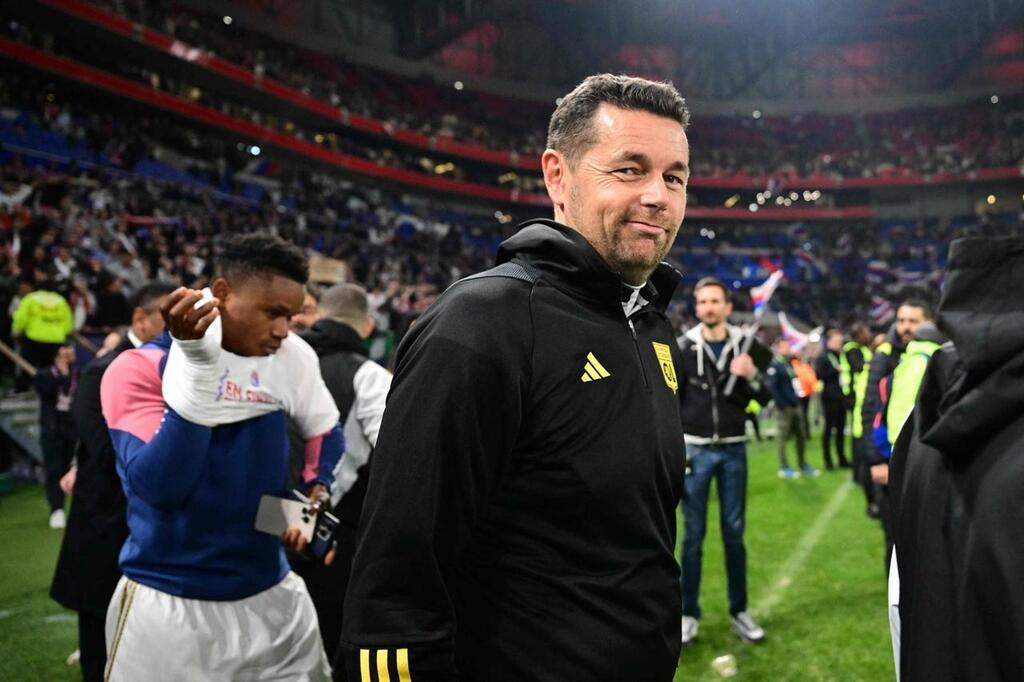 Ligue 1. Pierre Sage, l’entraîneur de l’OL, souhaite voir Brest en ... Ligue 1. Pierre Sage, l’entraîneur de l’OL, souhaite voir Brest en ...