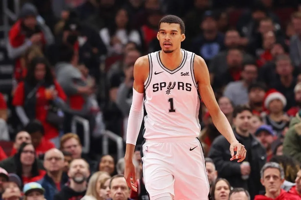 NBA. Victor Wembanyama peut remporter deux trophées individuels dès sa ...