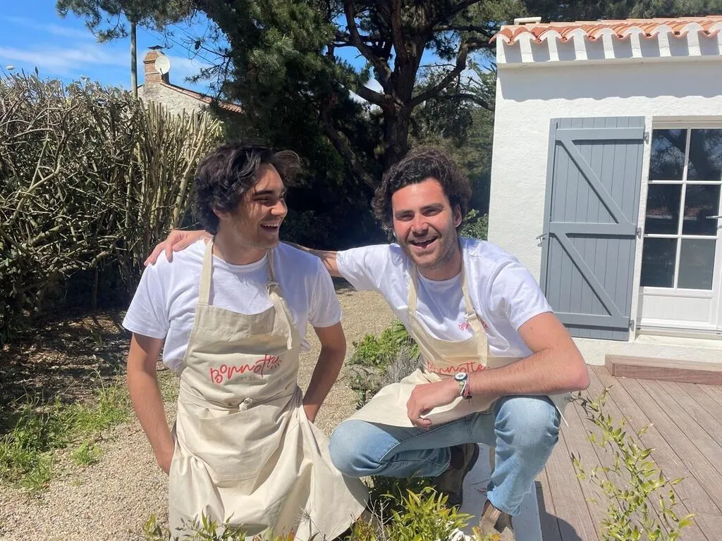 Ils ouvrent une guinguette dans un conteneur au tennis municipal de ...