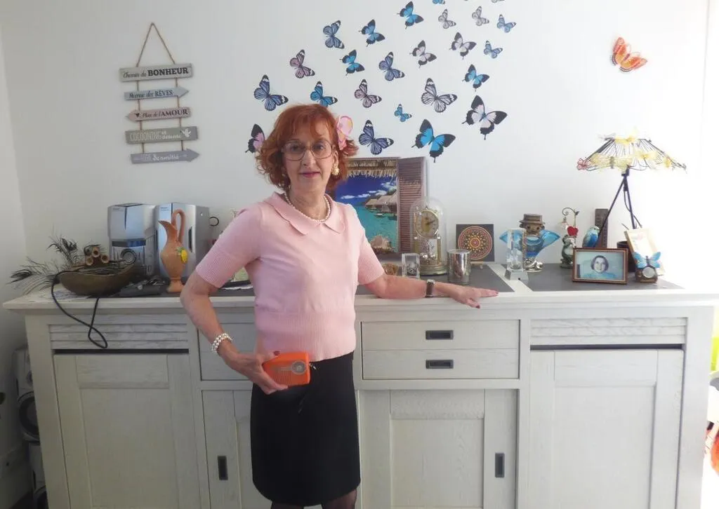 Lady Papillon, habitante des Côtes-d’Armor, en lice pour être Miss pin ...