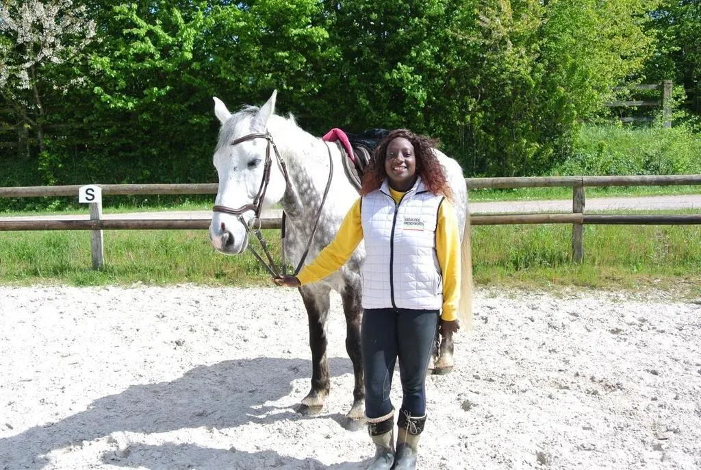 Le Haras des FrenchWords, la nouvelle école d’équitation à Fleury ...