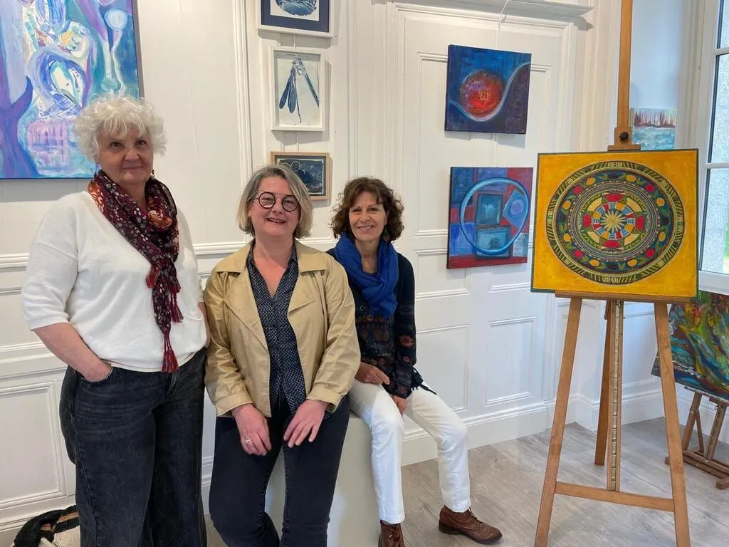 A Plœmeur, trois femmes et une « Expo Trio » à Ti An Arzoù - Lorient ...