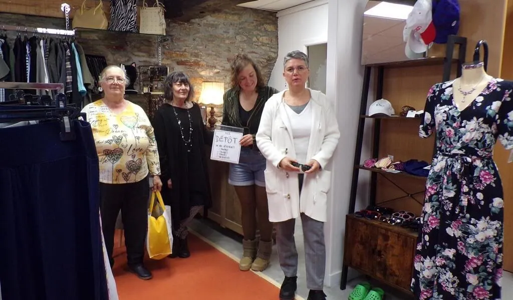 À Malestroit, une friperie a ouvert rue Sainte-Anne - Lorient.maville.com