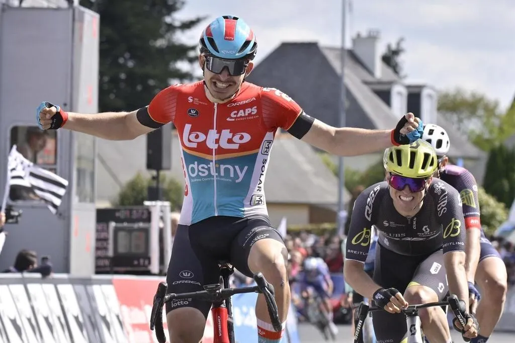 Tour de Bretagne. À Saint-Méen-le-Grand, le coup de grisou de Matys ...