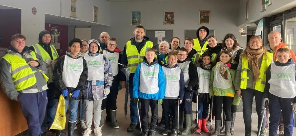 Val d'Anast. Une opération commune propre avec les jeunes - Saint-Malo ...