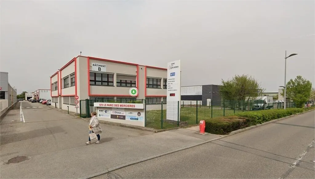 Spectaculaire braquage d’un fourgon à Rillieux-La-Pape, près de Lyon ...