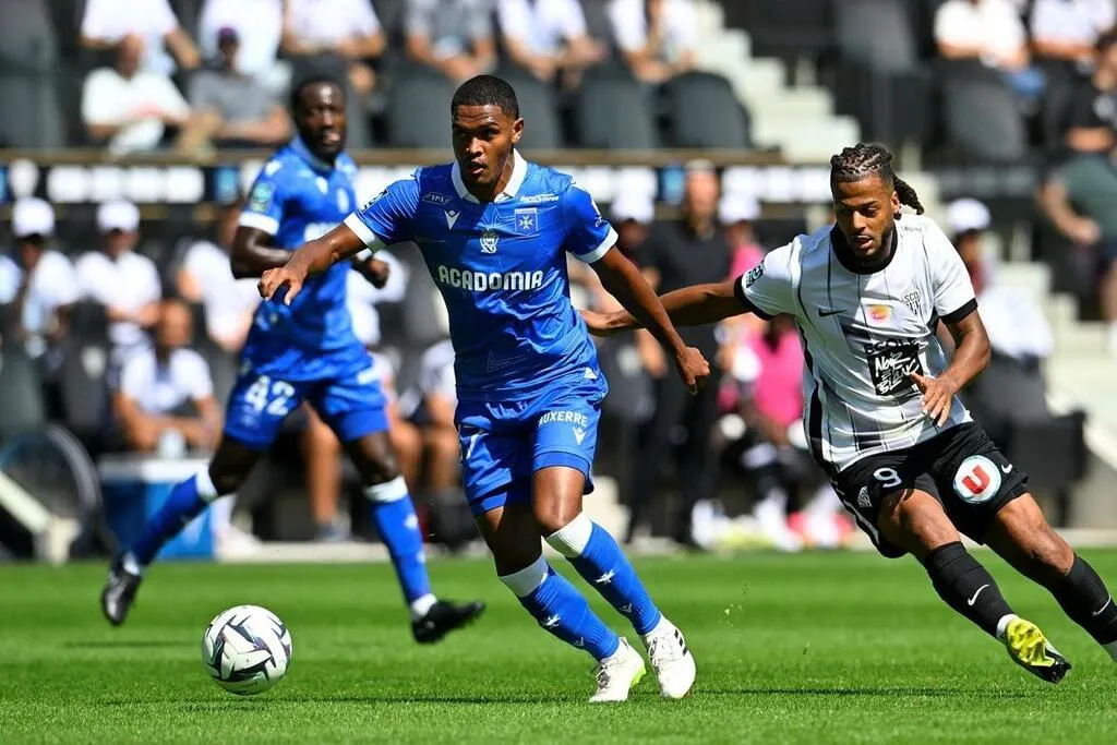 Ligue 2. Raveloson, Moueffek, Younoussa… les joueurs à suivre de la 36e ...