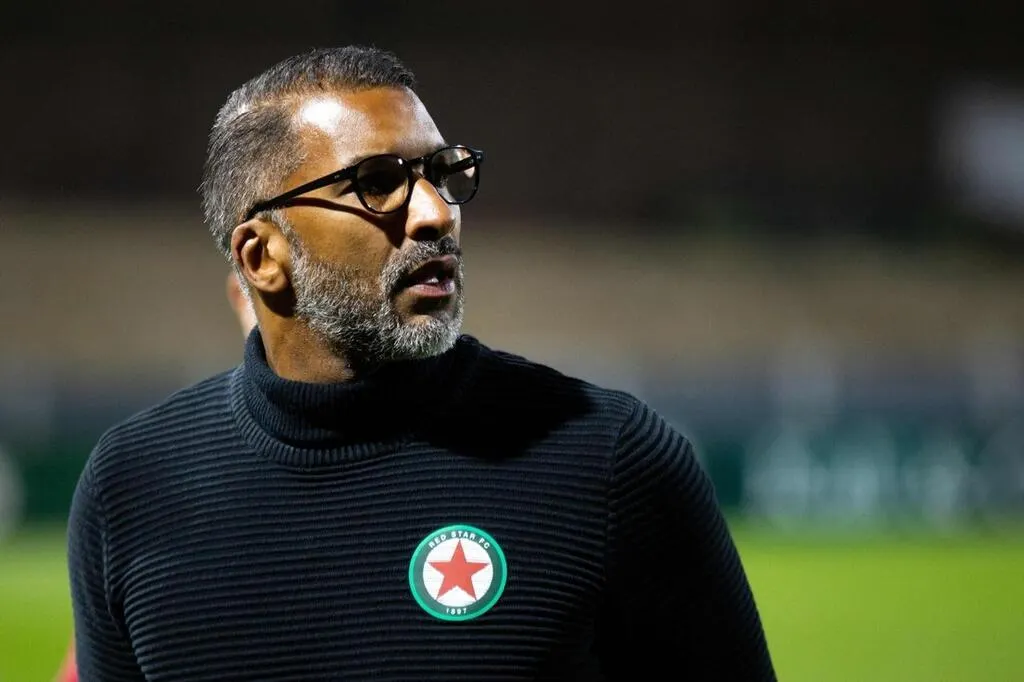 Red Star. Habib Beye dément avoir rencontré les dirigeants du Stade de ...
