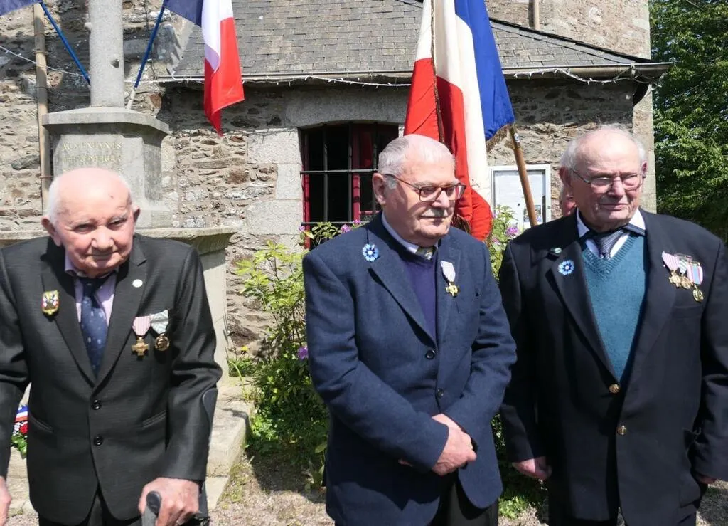 Tréméreuc. Cérémonie du 8 Mai : deux anciens combattants honorés ...
