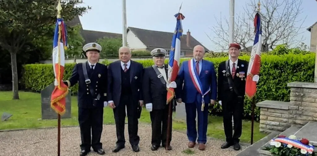 Merville-Franceville-Plage. Les trois porte-drapeaux ont reçu les ...
