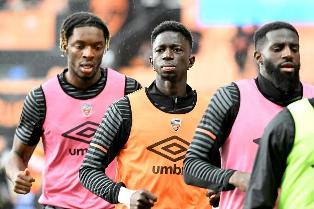 FC Lorient. Formose Mendy de retour, Makengo, Touré, Kari et Silva ...