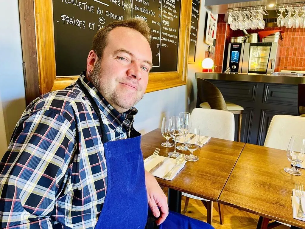 « Je voulais un lieu paisible » : le chef Rémi remet le couvert, mais ...