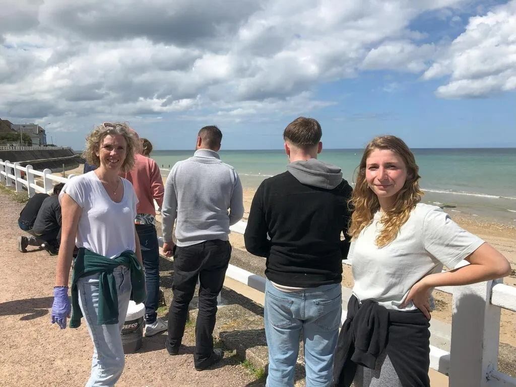 Condamnés, ils effectuent un travail d’intérêt général ayant pour thème ...