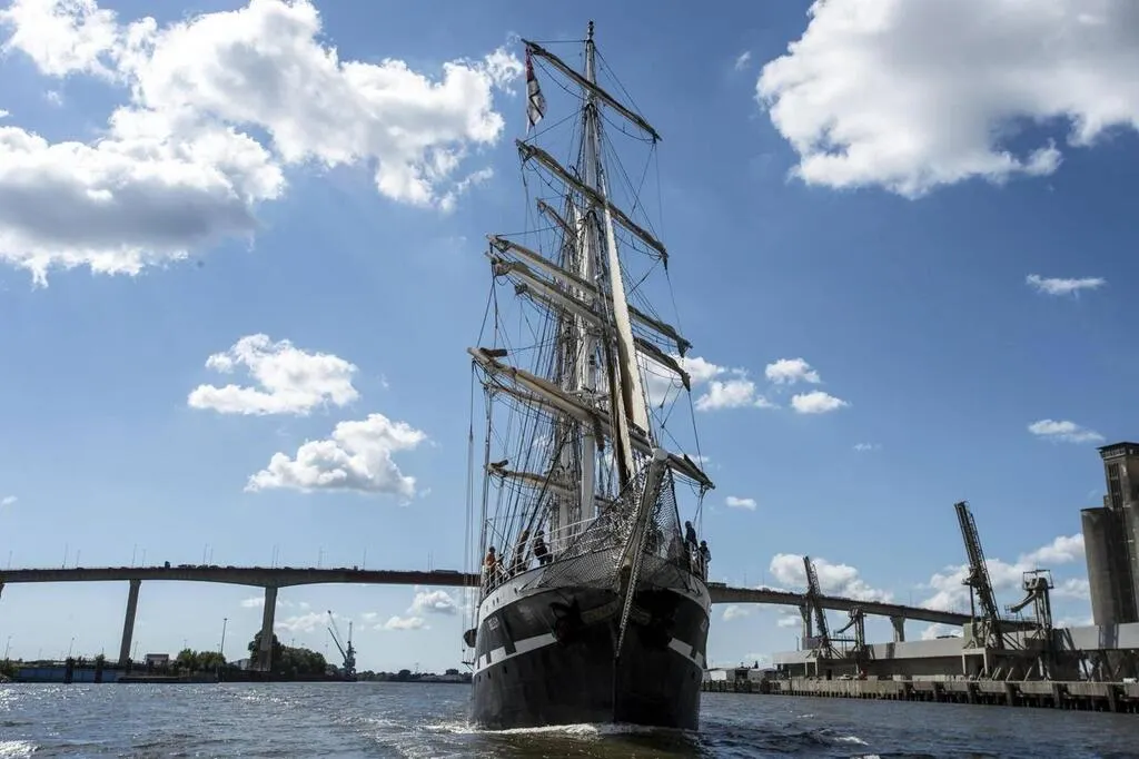 Connaissez vous les secrets des ponts de Nantes sur la Loire ? - Nantes ...