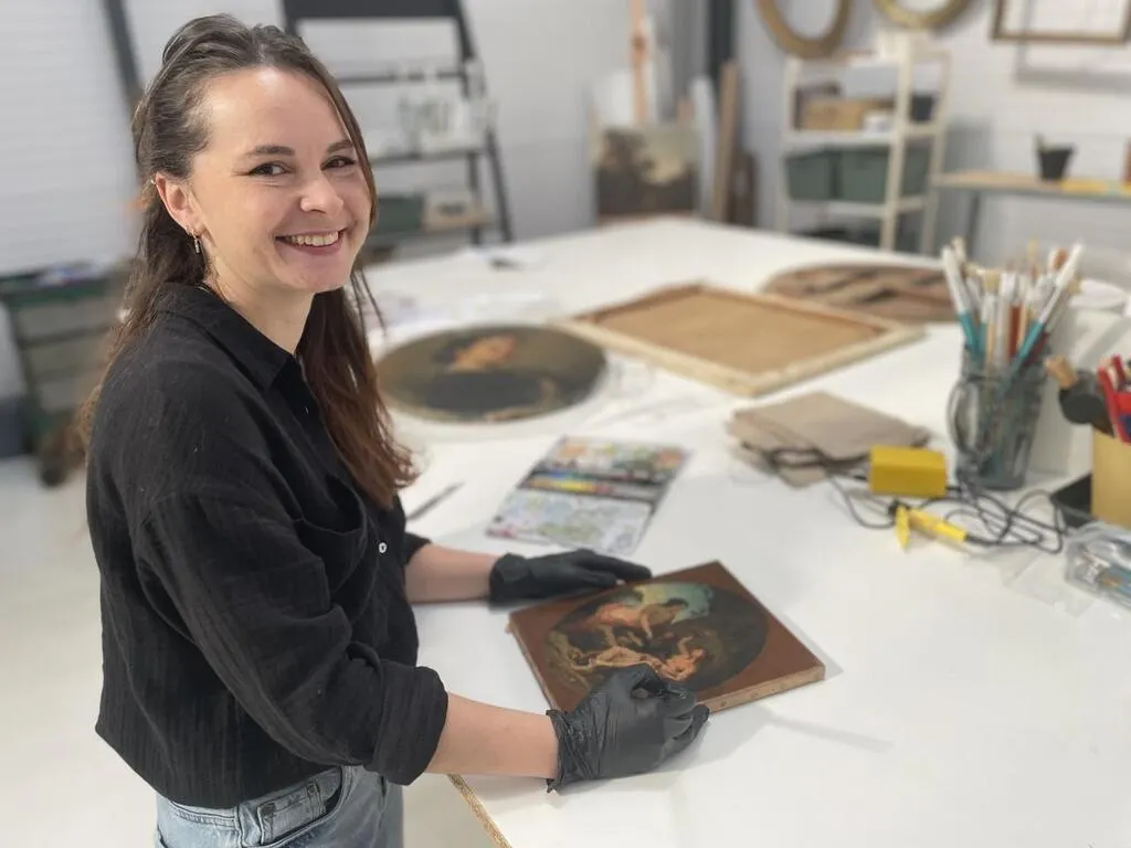 À 27 ans, cette Bretonne ouvre son atelier de conservation et de ...