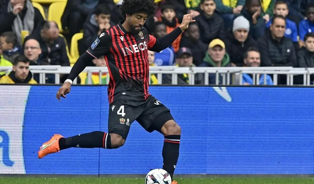 OGC Nice. À 40 ans, le capitaine Dante prolonge d’une saison chez les ...