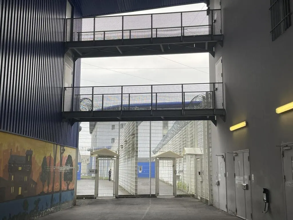 À la prison de Rennes, 85 détenus dorment sur des matelas au sol ...