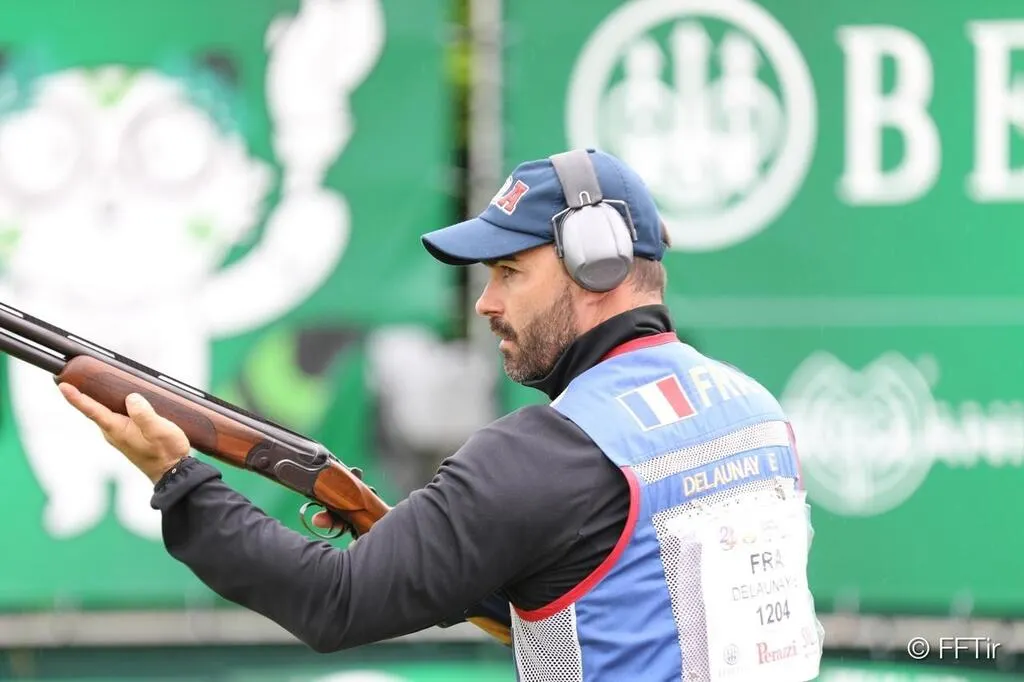 JO 2024. Tir sportif : 11e aux Europe 2024, Eric Delaunay marque des ...