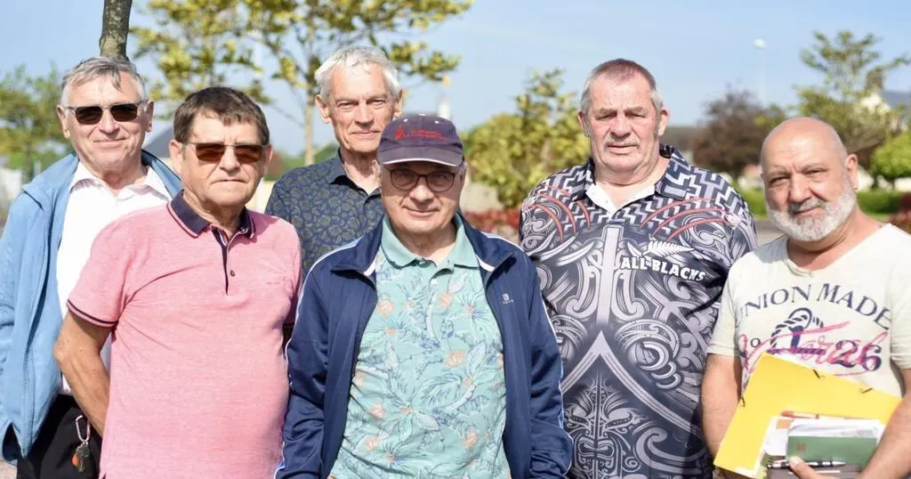 Moon-sur-Elle. Balade historique sur les pas de la Marche des haies ...