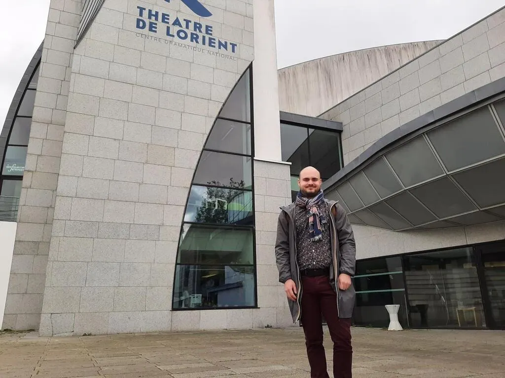 « Être comédien me rend vivant » : Paul Nicolas, de Lanester, est passé ...