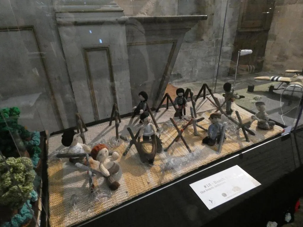 80e du D-Day : l’exposition The Longest Yarn à Carentan a été inaugurée ...