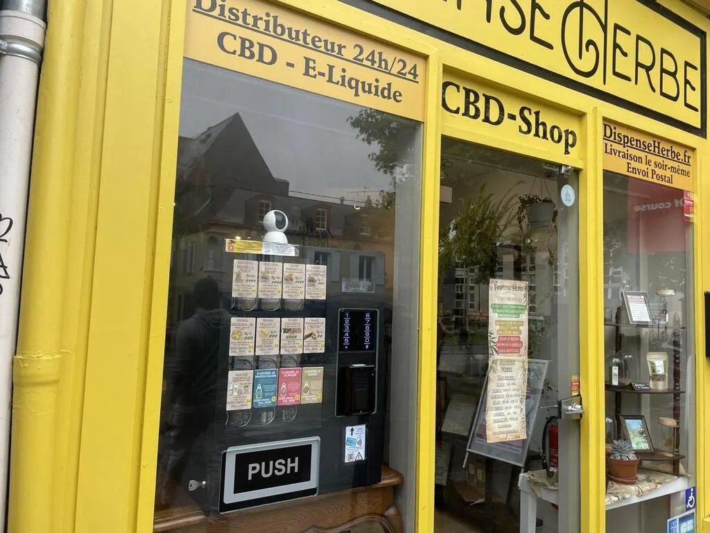 Au Mans, un distributeur de CBD en libre-service vient d’ouvrir dans le centre-ville - Le Mans ...