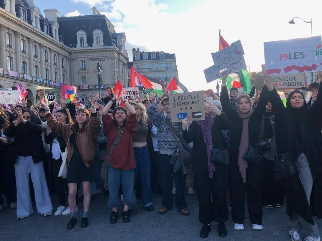 Manifestation en soutien à Gaza à Rennes : un millier de personnes ont ...