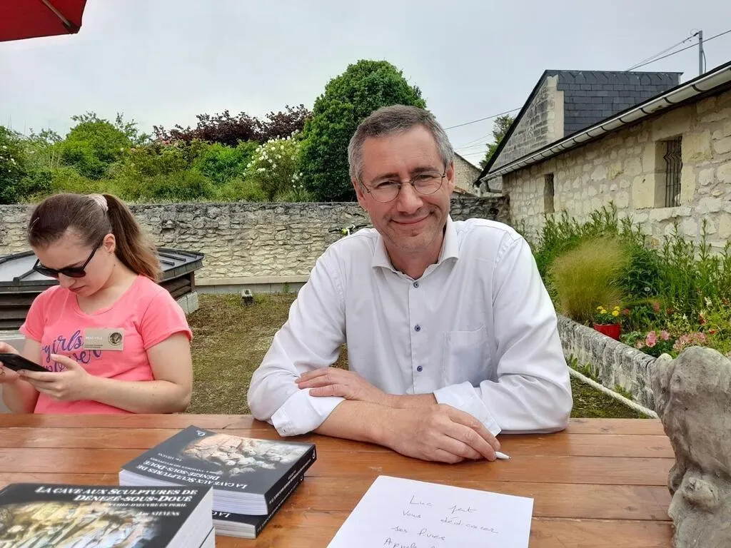 Dénezé-sous-Doué. Préservation de la cave aux sculptures : la commune ...
