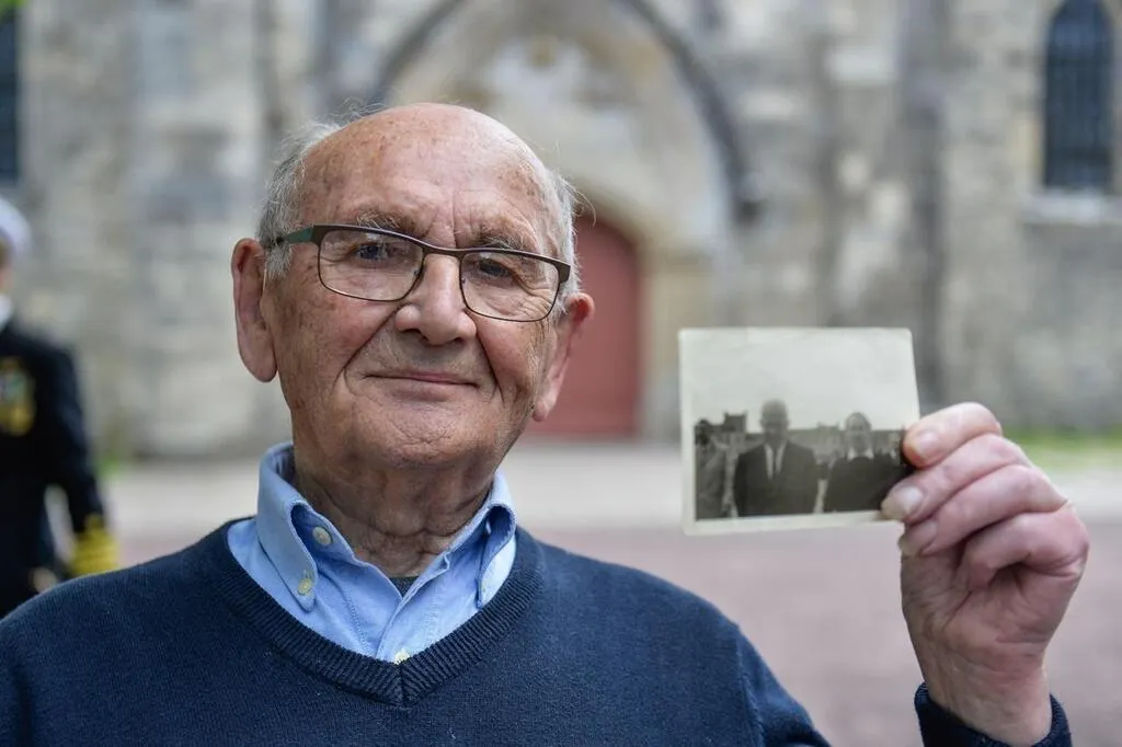 80e D-Day. « En 1963, j’ai été pris en photo avec Eisenhower près de l ...