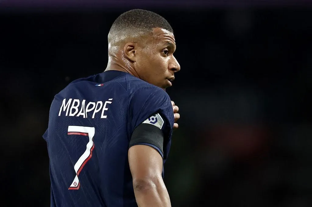 Kylian Mbappé. Prime non versée, salaires impayés… Sa dernière bataille ...